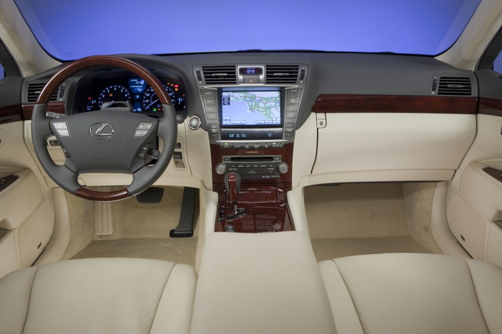 2012-Lexus-LS-Interior-Cockpit - The Supercars - Car Reviews, Pictures ...